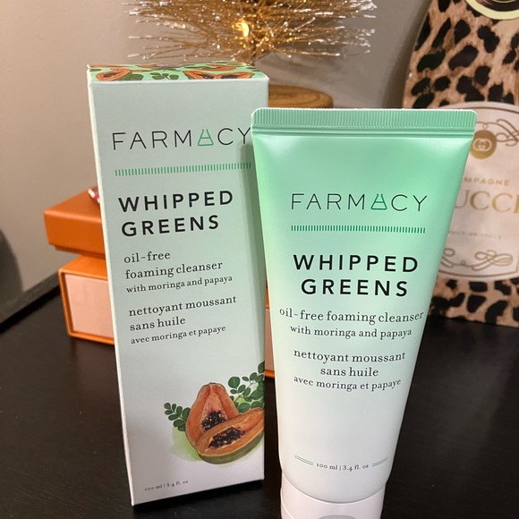 Farmacy | Skincare | Farmacy Whipped Greens Oilfree Foaming Cleanser ...